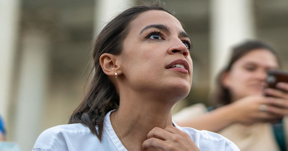 Reps Anna Paulina Luna and AOC Team Up to Push Credit Card Bill - TFPP Wire